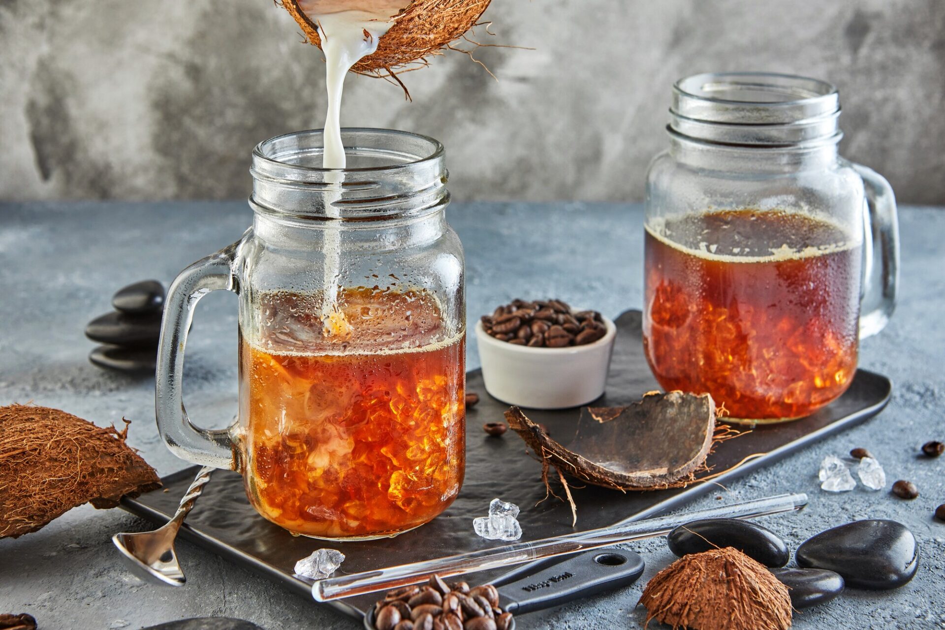 Tropical Drinks That Soothe Wanderlust - SpaDreams Blog
